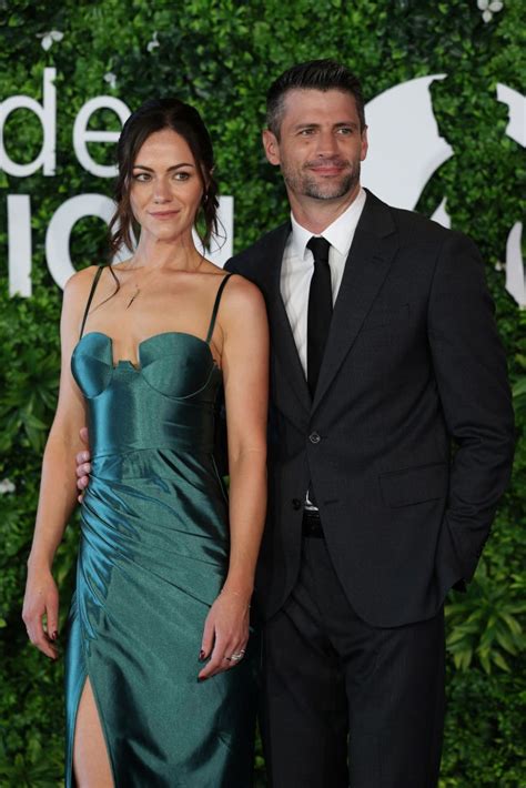 Джеймс Лафърти със съпругата си Александра Парк Life Dir Bg