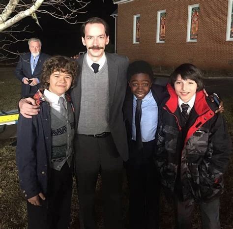 Stranger Things Mr Clarke Dustin Lucas Mike Season 1 Stranger