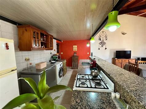 Casa Venta 34 Años 3 Ambientes 388m2 1 Cochera Coronel Domingo Trole