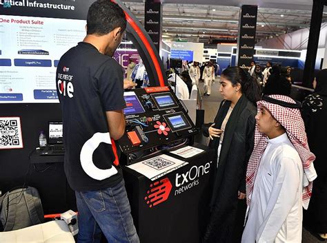 فعاليات بلاك هات بيئة الباحثين عن طرق حماية المعلومات