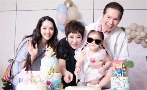 和好了曝郭碧婷帶兒女回內地向佐現身上海向太暗示其團聚 每日頭條