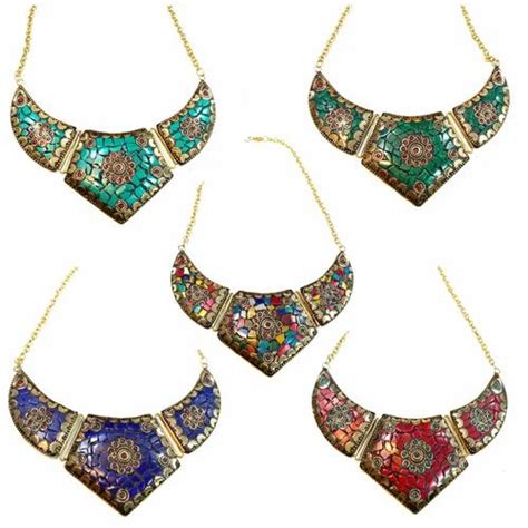Brass Stone Chips Necklace At Rs 150piece Janpath New Delhi Id 2849223185362