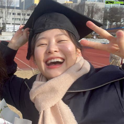 Shin Ji Hoon Wiki Biography Age Gallery Spouse And More