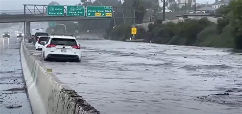 Unexpected Flash Floods In San Diego Destroys One News Page Video