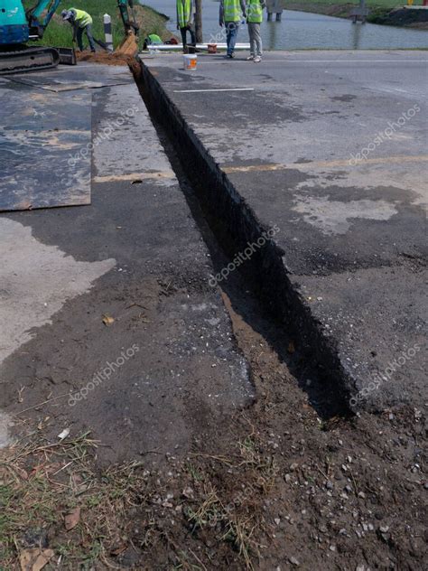 La Instalaci N De Desag Es De Hormig N En El Lado De La Carretera 2024