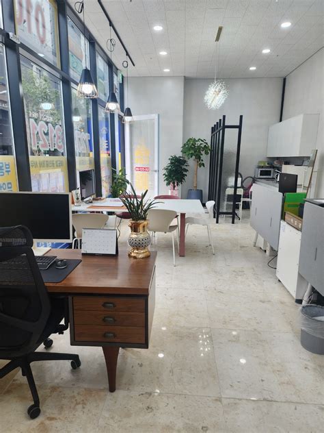 부동산 실내 세로 샷 갤러리 이도경부동산
