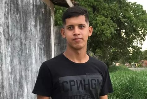 Jovem Sofre Infarto Durante Partida De Futsal E Morre Em Sc