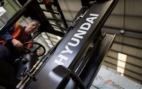 Different Forklift Types Explained With Pictures Acclaim Handling