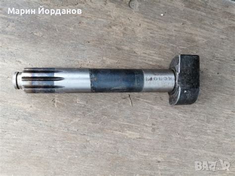 Вал ексцентрик за спирачки на трактор Т 150к в Селскостопанска техника