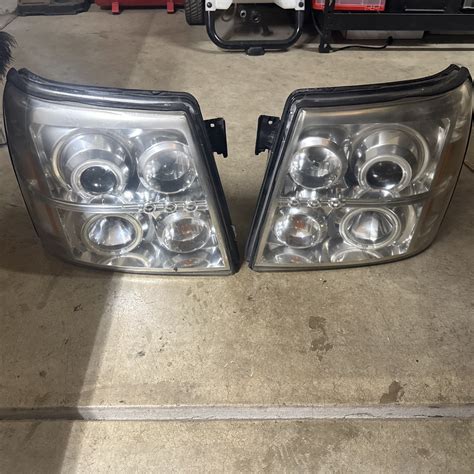 Fit 2002 2006 Cadillac Escalade Halo Projector Headlights Head Lamp