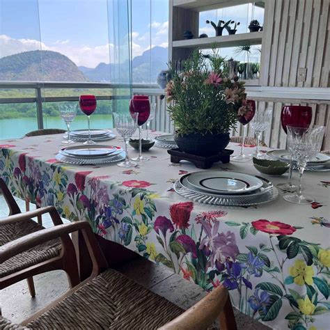 Toalha De Mesa Retangular Estampa De Barrado De Flores