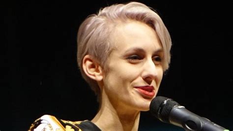 Classify Austrian Lisa Eckhart