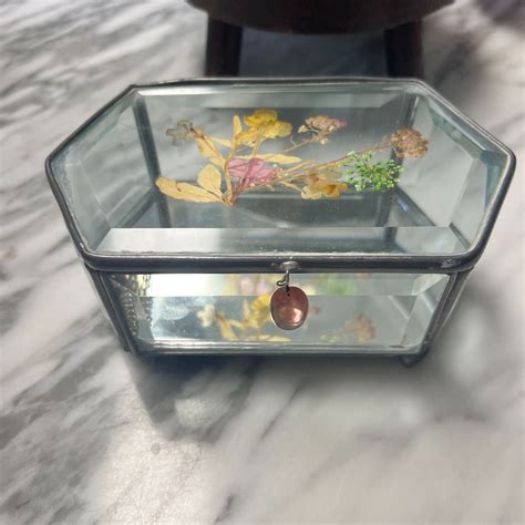 Pressed Flower Beveled Glass Hexagonal Jewelry Box