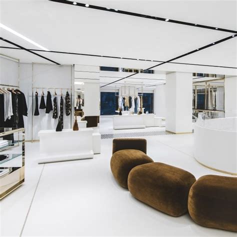 Burberry Unveils Archive Inspired Charging Knight Logo
