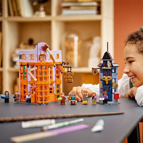 Lego Harry Potter 76422 Weasleys Zauberscherze Vorgestellt