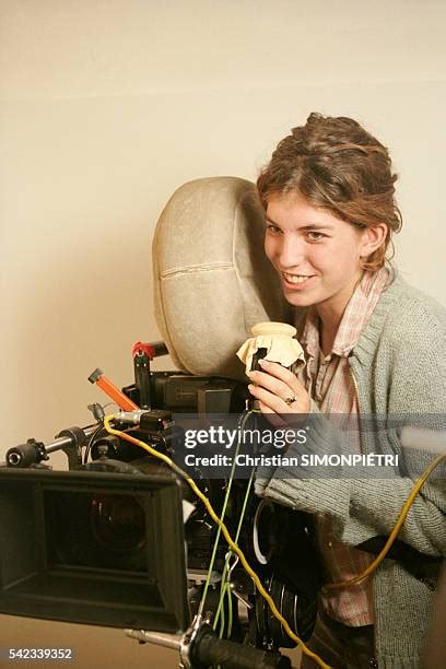 Trop Peu Damour Photos And Premium High Res Pictures Getty Images