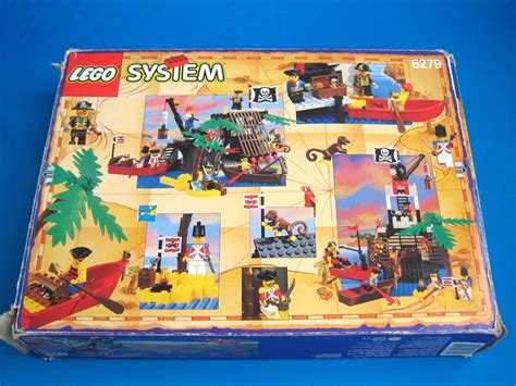Bricker - Конструктор LEGO 6279 Убежище Капитана Роджера (Skull Island)