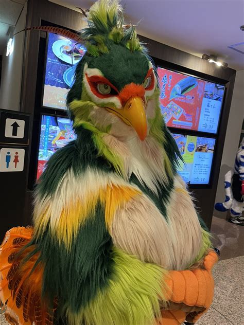 On Twitter Jmof