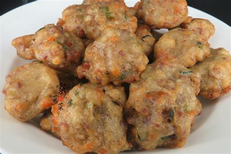 炸肉丸时，加面粉加豆腐都不对，教你正确做法，外酥馅鲜，太香了东方养生频道东方养生