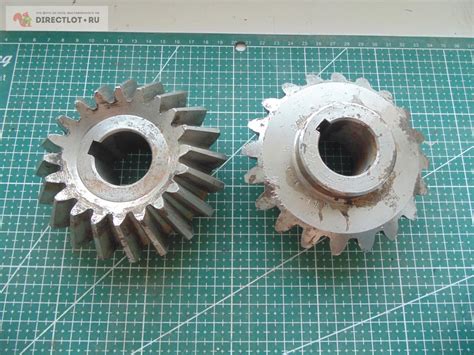 Шестерня коническая прямозубая Z20 M5 Ф108 посадка 30 шпонпаз 8 Ф ступицы 50 L зуба 30 Mm