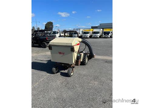 New 2023 Grasshopper 900d 61 Front Deck Mower 904261