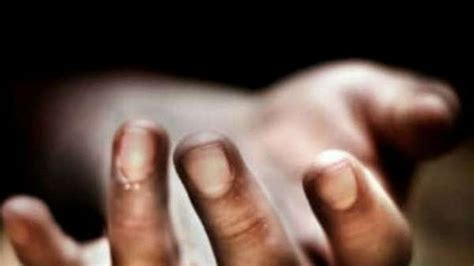 Constables Wife Found Dead Under Mysterious Circumstances At Staff