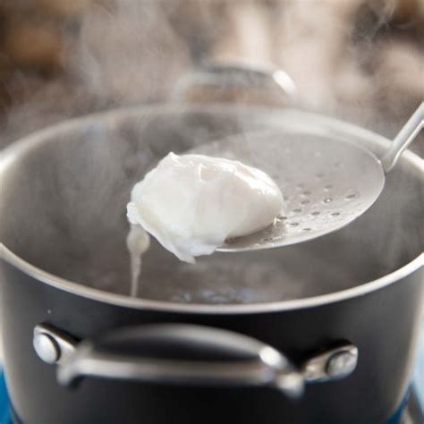 The Perfect Poached Egg In 5 Easy Steps Dont Go Bacon My Heart