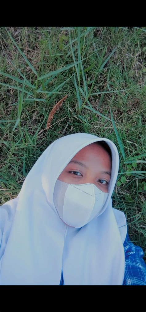 Pin By Bobehiesham On Simpan Pantas Fashion Hijab