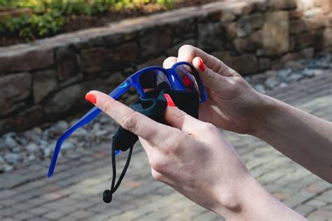 Cómo limpiar gafas de sol en sencillos pasos Nike ES