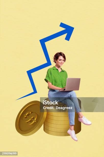 트렌드 아트 워크 복합 3d 사진 콜라주 디자인 아가씨 앉는 유형 노트북 말뚝 동전 화살표 수입 수입 진행 전략 25 29세에 대한 스톡 사진 및 기타 이미지 Istock
