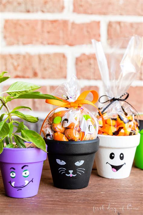 How To Make Halloween Flower Pots Easy Tutorial