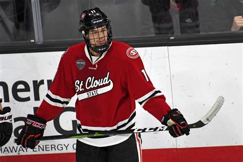 Ryan Poehling In Top Form As St Cloud Eyes National Championship The