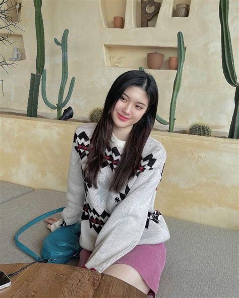 K Gh E Gadis Cantik Gadis Ulzzang Gaya Busana