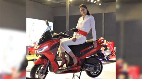 Aprilia Opens Bookings For Sxr 160 Scooter