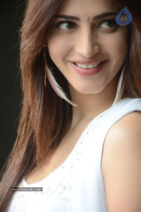 Shruti Hassan Latest Stills Photo 59 Of 71