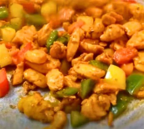 Easy To Make Creamy Chicken And Pasta Bake Diy Joy
