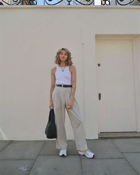 50 Best Khaki Pants Outfits To Copy Directly And Where To Shop The