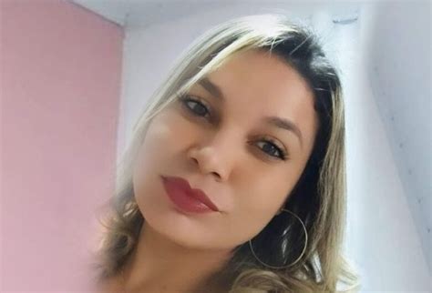 Morta pelo ex foi encontrada no sofá o corpo retalhado Portal de