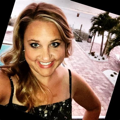 Daena Moore Development And Communications Consultant Uso Linkedin