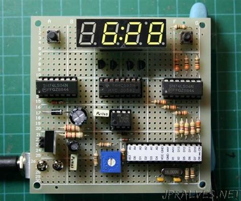Arduino Digital Clock Synchronized By The 60Hz Power Line Jpralves Net
