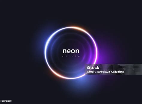 추상 글로우 네온 반지 배경 밝은 원과 파란색과 보라색 조명 효과로 둥근 프레임을 빛나십시오 검은 배경에 크리스마스 배너 라운드 빛나는 플레어 벡터 메시지를 위한 공간 광학