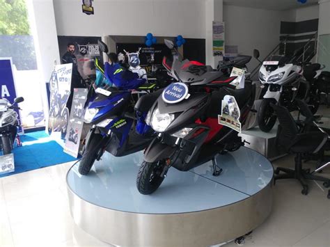 Yamaha Ray Zr Street Rally Reaches Dealerships Deliveries Commence
