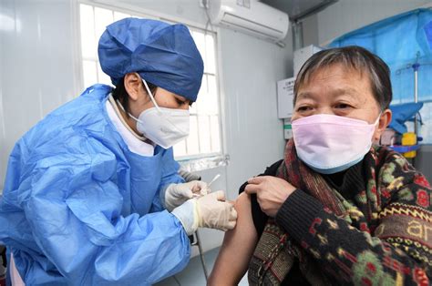 China Approves Pfizerbiontech Mrna Covid Vaccine—only For Foreigners