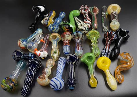 Five Important Facts That You Should Know About Wholesale Glass Pipes
