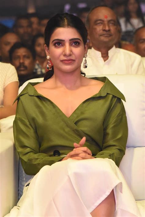 Nagarjuna Nani Rashmika Mandanna And Samantha At Devadas Audio Launch