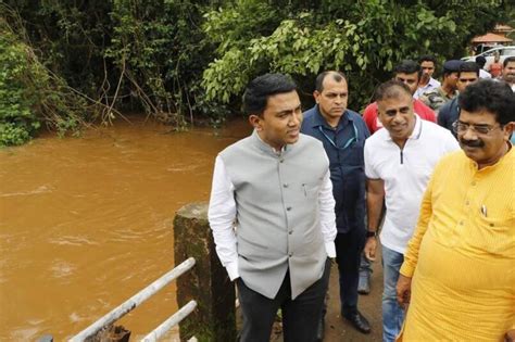 Monsoon Rains Wreak Havoc In Gujarat Maharashtra Madhya Pradesh At
