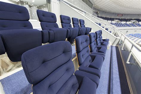 「横浜アリーナ」の探検ツアー！ステージの裏側を知れる。自由研究に使える。ホテルのランチブッフェ付きでハーフ成人式のお祝いにも 新横浜プリンス