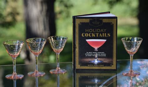 Vintage Pink Diamond Optic Wine Cordials Set Of 4 Small 2 Oz Liquor