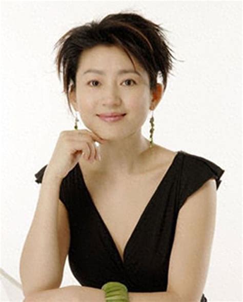 55歲王小丫現狀：身材走樣，歷經兩段婚姻，無兒無女，熱衷於公益 每日頭條