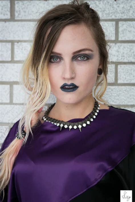 Sabrina Jade Designs 2016 — Alanna Sterling
